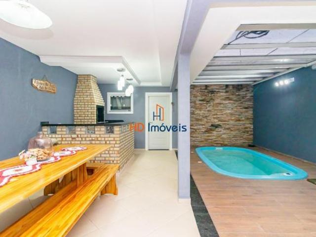 Sobrado com piscina privativa, 3 dormitórios à venda, 269 m² por R$ 1.550.000 Xaxim Curitiba/PR