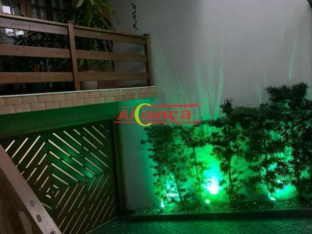 SOBRADO COM PISCINA & SAUNA EM GUARULHOS PRÓXIMO AO ZOOLÓGICO & LAGO DOS PATOS!