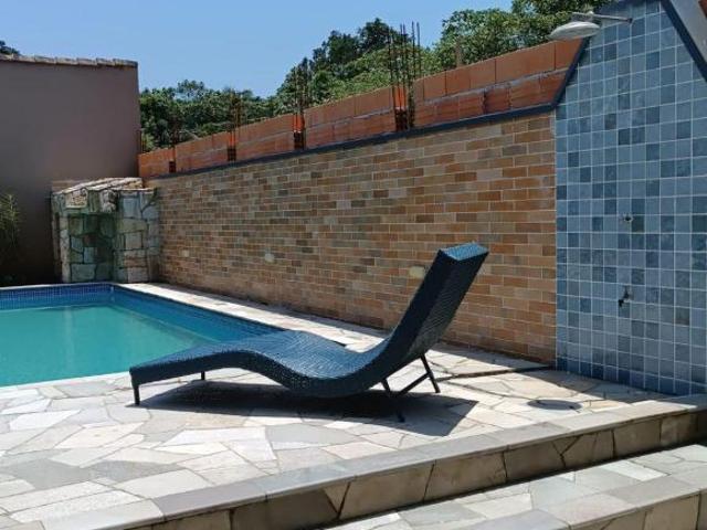 sobrado com piscina 3 quartos, 1suite à venda Morada da Praia