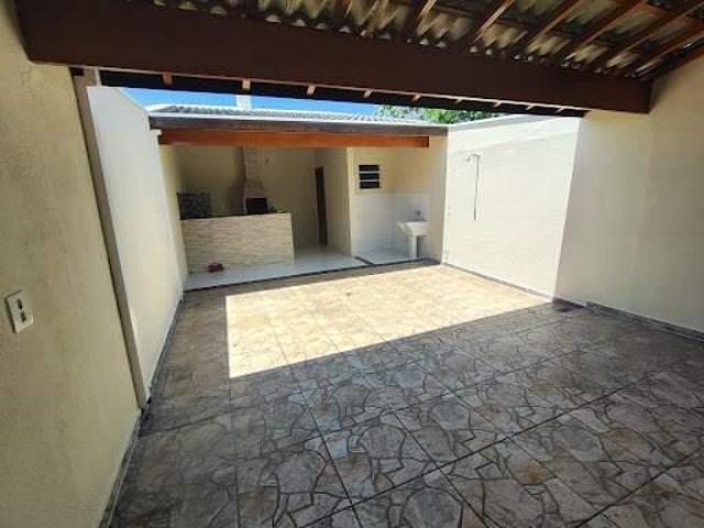 Sobrado com Quintal amplo 3 dormitórios à venda, 195 m² por R$ 500.000 Residencial Armando Moreira