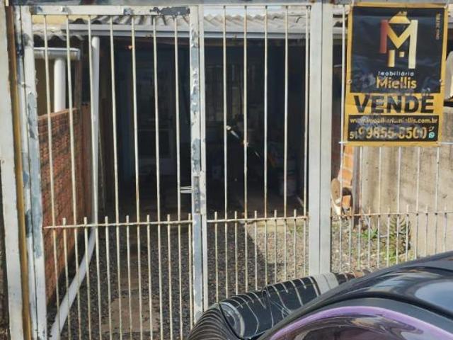Sobrado com Quintal em Viamão BAIRRO SANTA CECÍLIA: Oportunidade