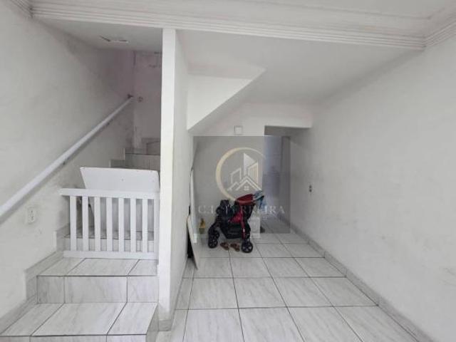 Sobrado com quintal 3 dorms sendo 2 suítes à venda Praia Grande/SP