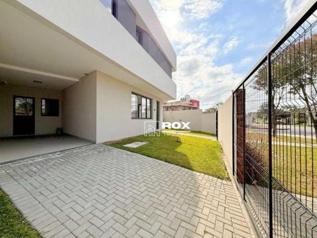 Sobrado com quintal, 3 suítes à venda Santa Felicidade Curitiba/PR