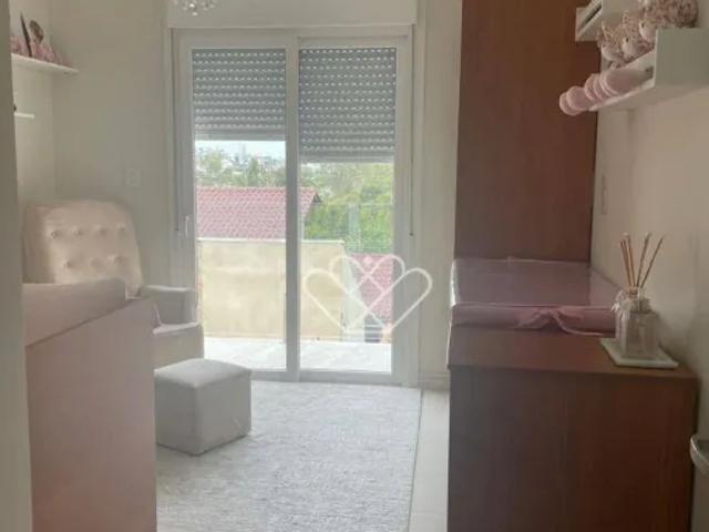 Sobrado com suíte e varanda gourmet no bairro Oriço
