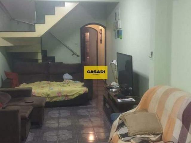 Sobrado com Suíte, Churrasqueira e 2 Vagas – Aceita FGTS