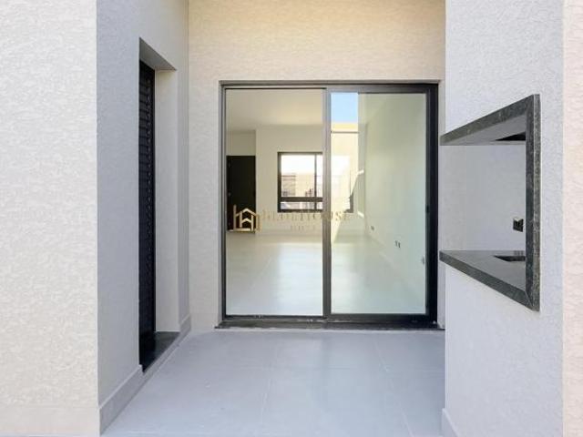 SOBRADO COM SUÍTE E CLOSET NO SANTO INÁCIO R$ 1.0