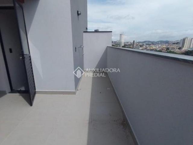 Sobrado com Suíte e Cobertura Privativa | Vila Humaitá | 2 Vagas