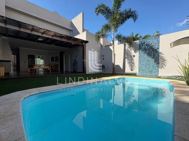 Sobrado com suíte, piscina e área gourmet à venda no Jardim Lancaster