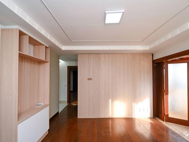 Sobrado Comercial, 576 m², Setor Bueno