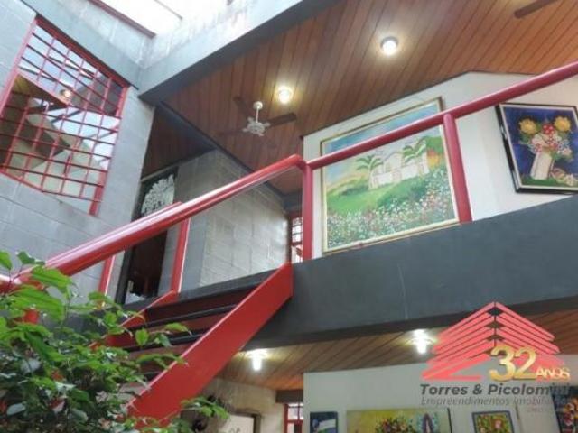 Sobrado Comercial a Venda na Mooca Próximo da Av. Paes de Barros