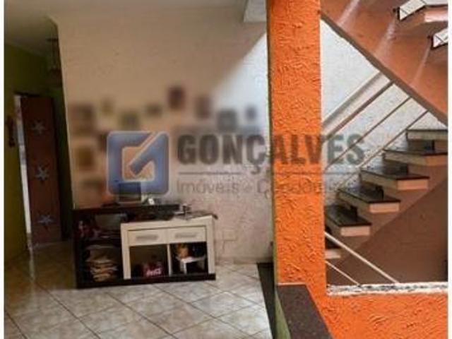 Sobrado Comercial à venda em Independência, São Bernardo do Campo – 5 quartos, 4 suítes