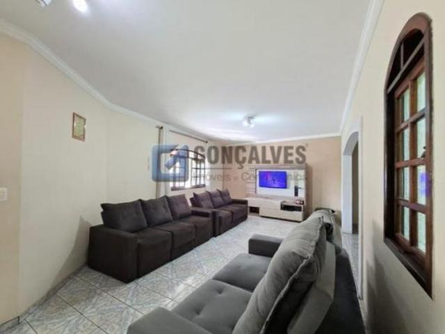 Sobrado Comercial à venda em Jardim Palermo, SBC – 216 m², 3 dorms 1 suíte e 3 vagas
