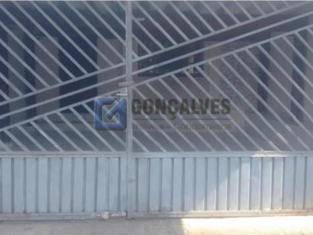 Sobrado Comercial à venda em Rudge Ramos, SBC | 2 Quartos, 1 Suíte e 2 Vagas