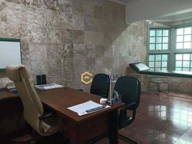 Sobrado Comercial a venda para clínica com ótima localização em Pinheiros