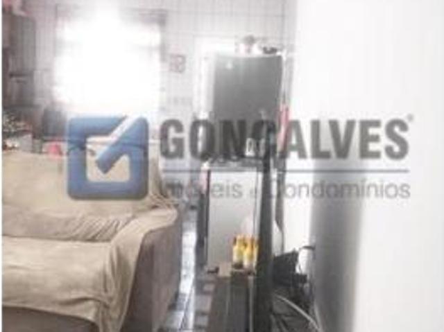 Sobrado Comercial com 3 Quartos em Jardim Esperança, Mauá — Venda R$460.000