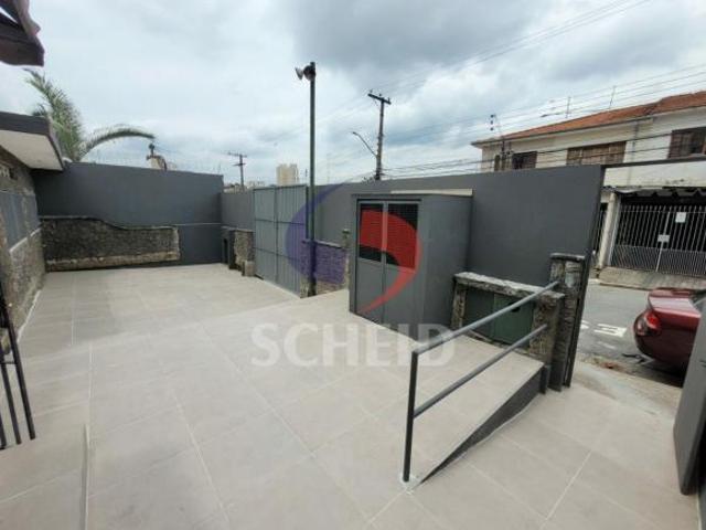 Sobrado comercial de 420m2, várias salas amplos espaços e localização ótima na Vila Marari