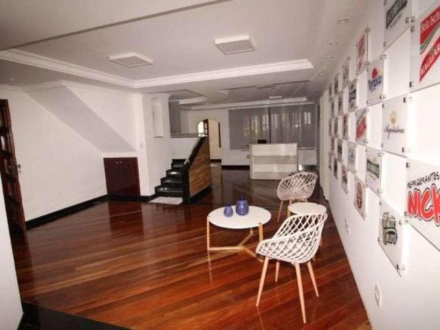 Sobrado Comercial de 215m² em Santo André SP