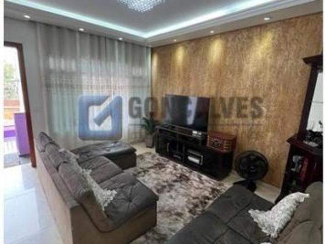 Sobrado Comercial em Vila Metalúrgica, Santo André – 219 m², 4 Vagas, Piscina