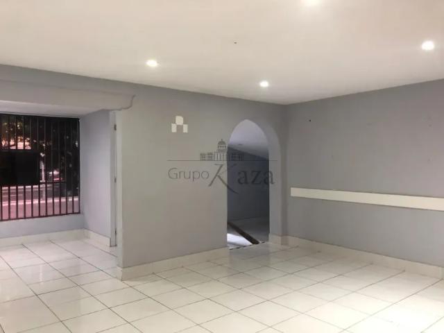 Sobrado Comercial Jardim Paulistano 10 Salas 200m²