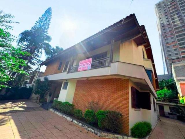 Sobrado Comercial ou Residencial Alto Padrão à venda, terreno de 920 metros, em Vila Rosália, Guarul