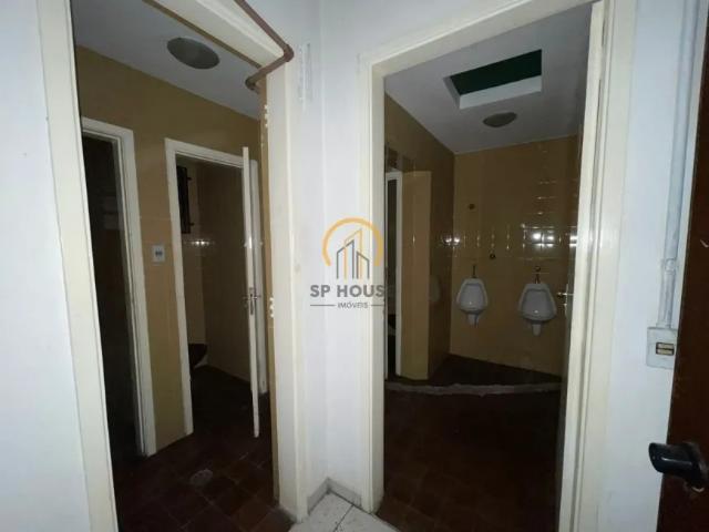 Sobrado comercial para locação, 7 salas, 7 vagas, 500m², Moema