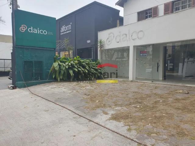 Sobrado Comercial para Locação em Moema Localização Privilegiada e Estrutura Completa