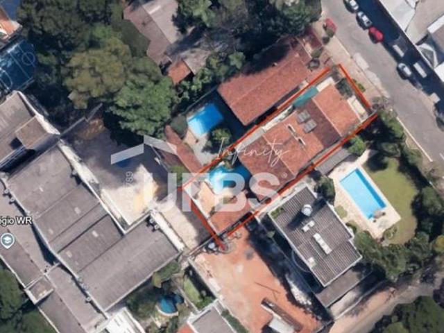 Sobrado Comercial Próximo a Praça T 23 Setor Bueno