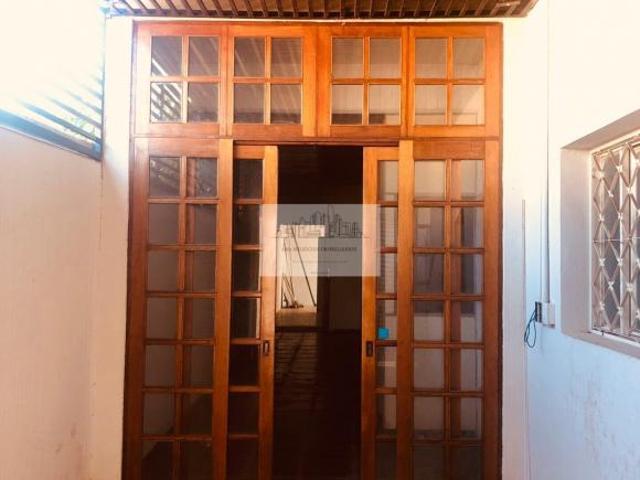 Sobrado Comercial próximo à Santa Casa