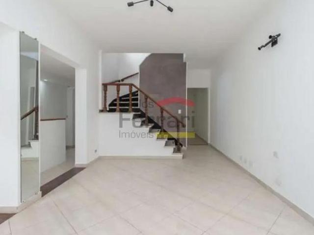Sobrado comercial reformado com 234m² à venda na Av. Água Fria, próximo ao 20º DP