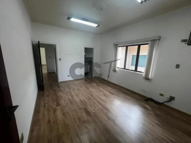 Sobrado Comercial/ Residencial com 500m² à Venda ou para Alugar no Jardim América São Paulo/SP