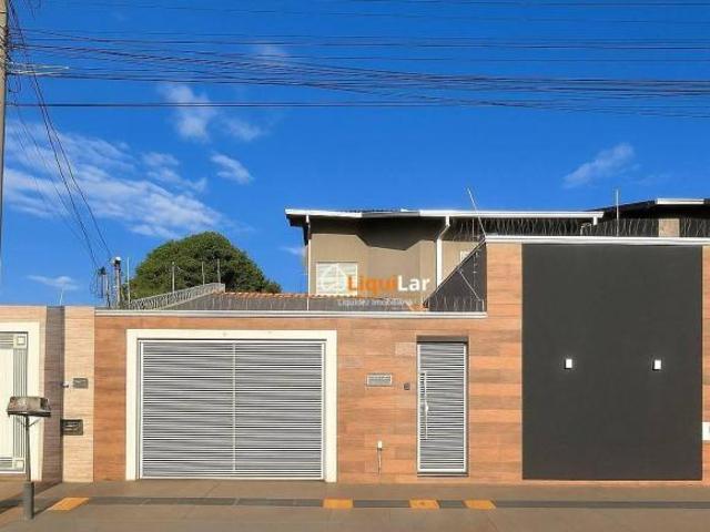 Sobrado Completo com Piscina Aquecida e Energia Solar — Jardim das Nações