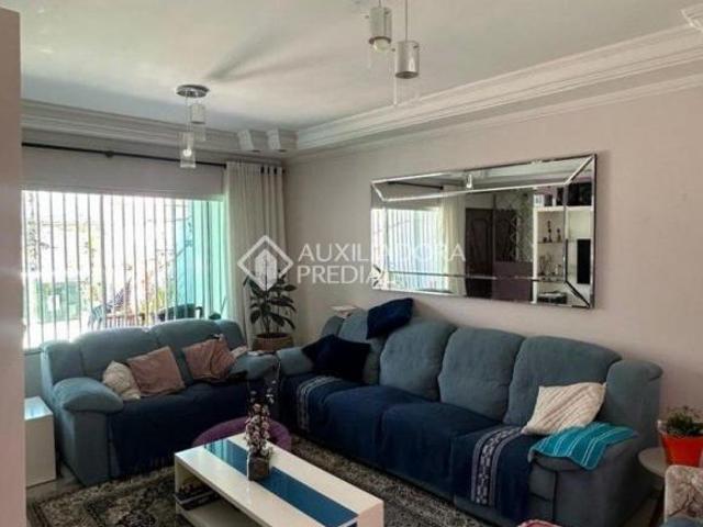 SOBRADO COMPLETO, ESPAÇOSO E PERFEITO PARA VIVER COM CONFORTO E ESTILO SBC PQ SELECTA