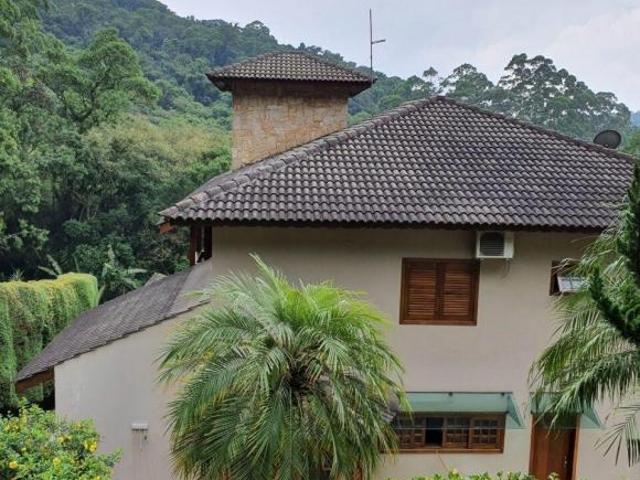 Sobrado condomínio 3 suítes Jardim Imperial