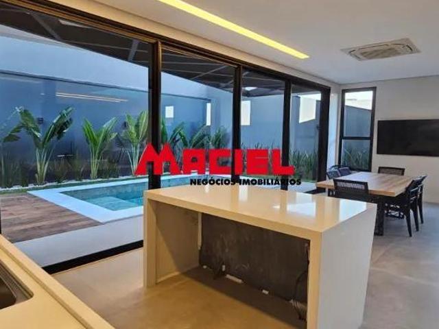 SOBRADO CONDOMINIO ALTO PADRÃO ALPHAVILLE 1