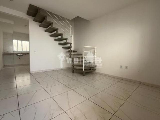 SOBRADO CONDOMINIO ALPHA CENTAURI