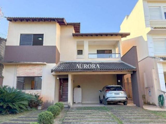 Sobrado condomínio Golden Park Residence, em Londrina, à venda. Com 243 m² de área construída e 309