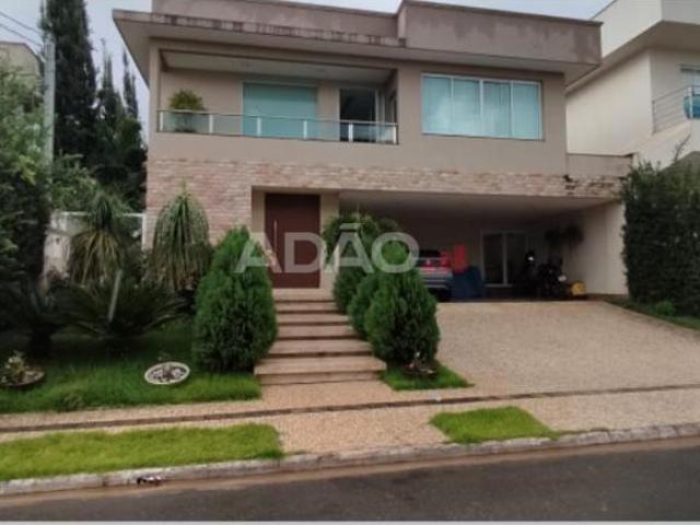 Sobrado Condominio do Lago Casa em Condomínio com 3 Quarto s por R$ 3300000.00 no setor Condomínio
