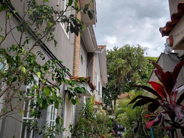 Sobrado Condomínio Fechado Reformado no Butantã 125m² 3 Dorms + 2 Vagas