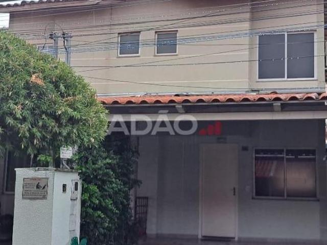 SOBRADO CONDOMINIO SETOR FAMA Casa em Condomínio com 3 Quarto s por R$ 450000.00 no setor Vila Sao