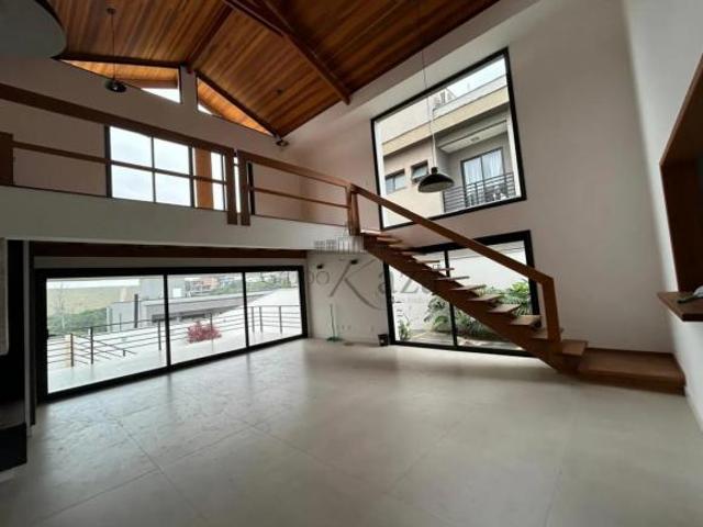 Sobrado Condomínio Residencial Alphaville II