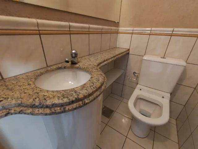 Sobrado condomínio Village do Bosque 3 quartos em Vila São João Goiânia GO