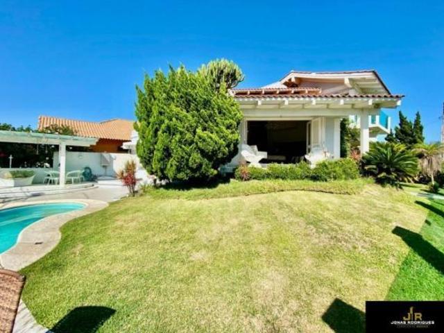 Sobrado/ Duplex 5 Dormitório á venda em Tramandaí Bairro Centro