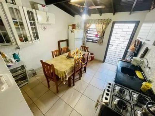 Sobrado/ Duplex 3 Dormitórios Bairro Zona Nova