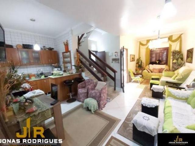 Sobrado/ Duplex 3 Dormitórios Bairro Centro