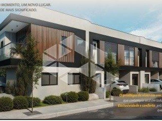 Sobrado duplex à venda no bairro Jardim Itália, Caxias do Sul