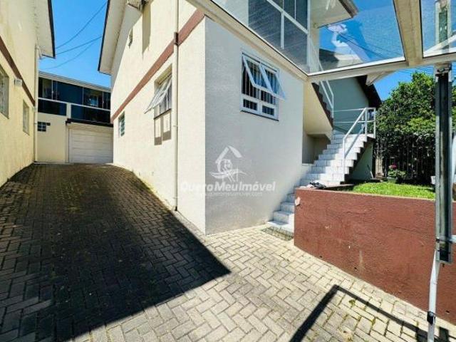 Sobrado duplex à venda no bairro Santa Catarina