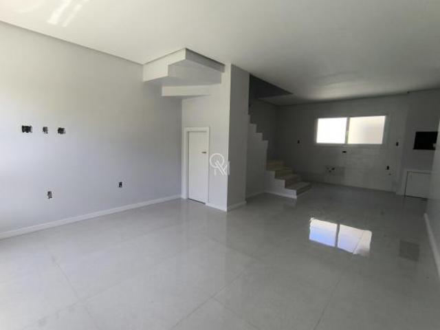 Sobrado duplex à venda – Entrada individual no São Luiz