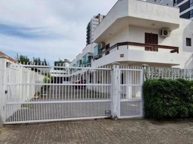 Sobrado Duplex no Centro de Tramandaí