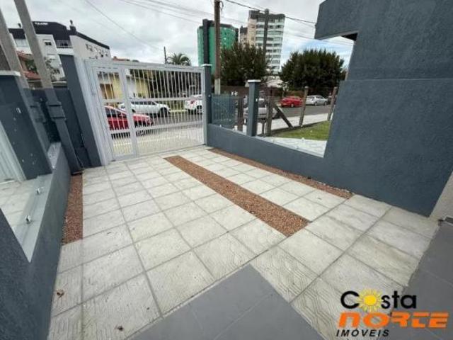Sobrado Duplex NOVO no Centro de Tramandaí