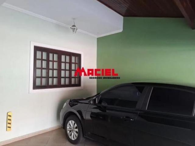 SOBRADO DE OTIMA QUALIDADE COM 3 DORMITÓRIOS NO RIGHI